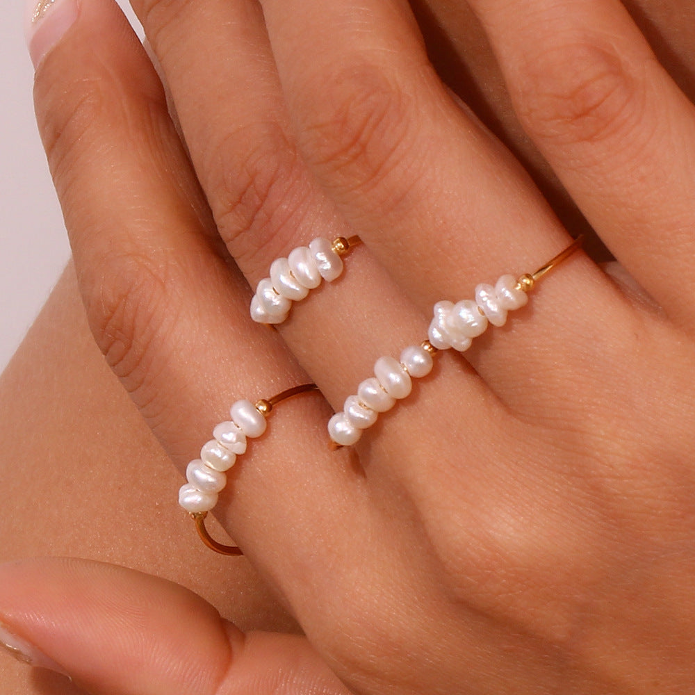 Mini Pearl Ring